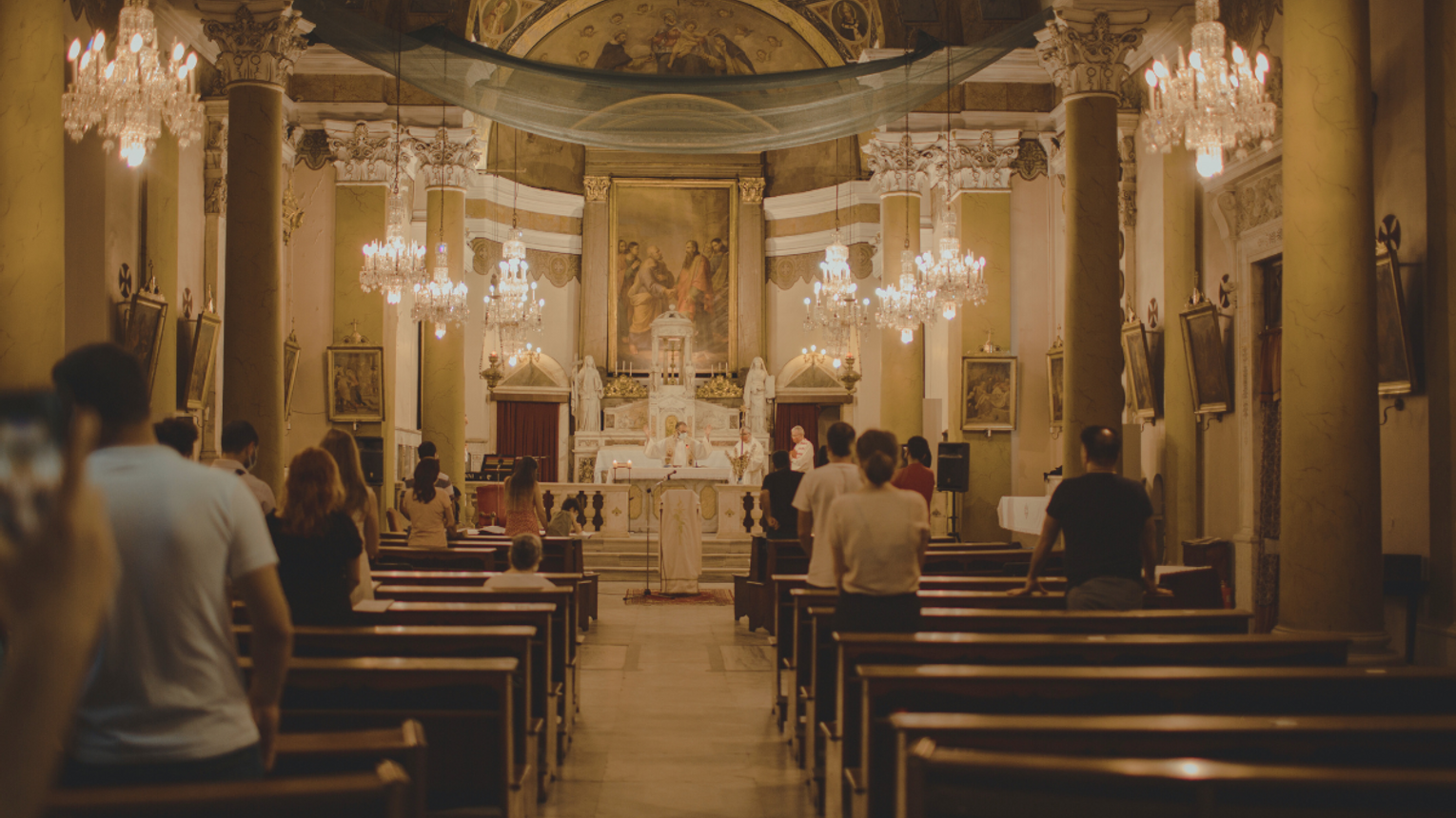 Skrzyżowanie wiary i świeckości. Sekularyzacja przyspiesza